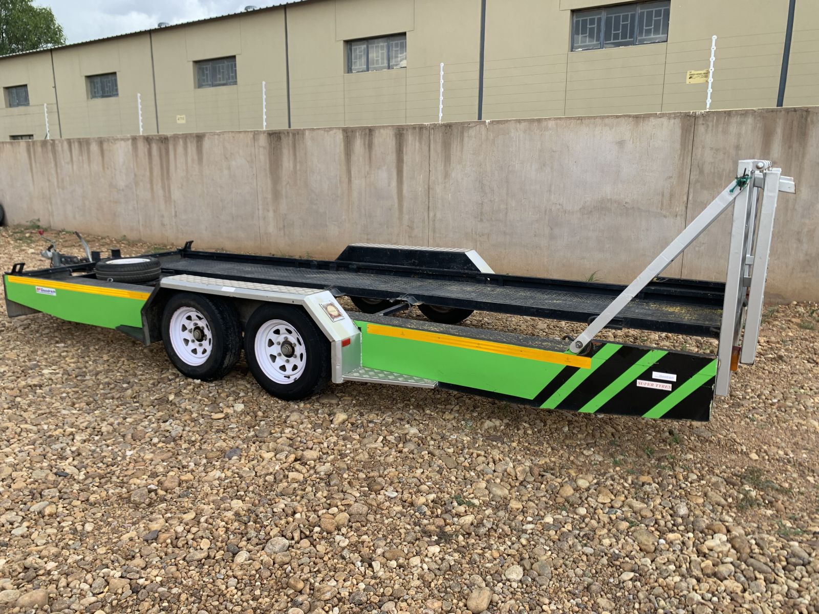 Buy CAR TRAILER in Windhoek Namibia