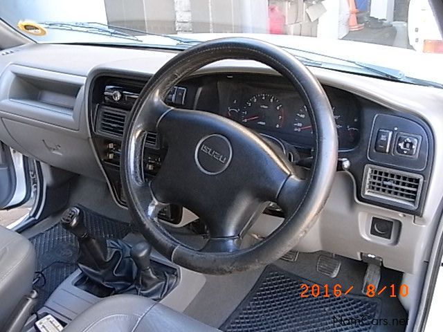 Used Isuzu KB 320 V6 D Cab 4x4 | 2001 KB 320 V6 D Cab 4x4 for sale ...