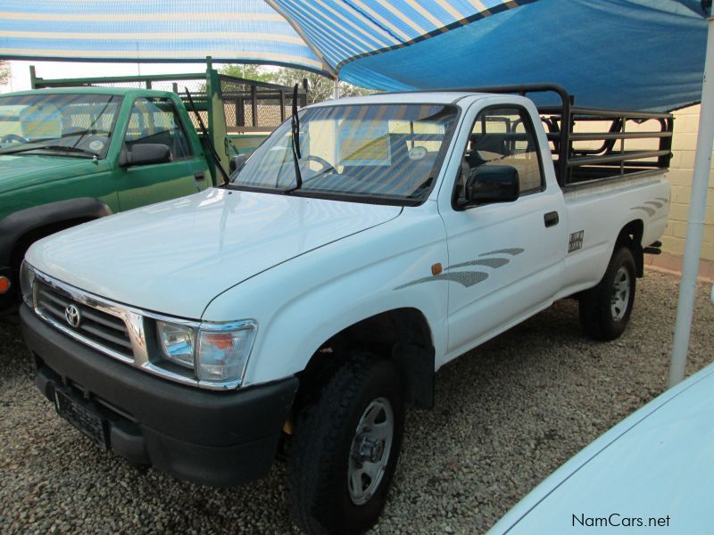 Used Toyota hilux 3.0 | 2001 hilux 3.0 for sale | Okahandja Toyota ...