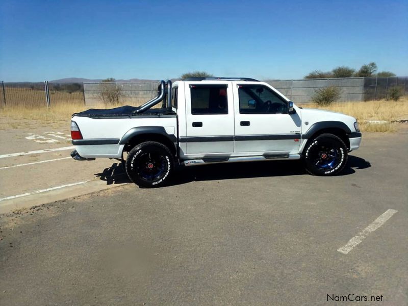 Used Isuzu KB 320 V6 | 2003 KB 320 V6 for sale | Windhoek Isuzu KB 320 ...