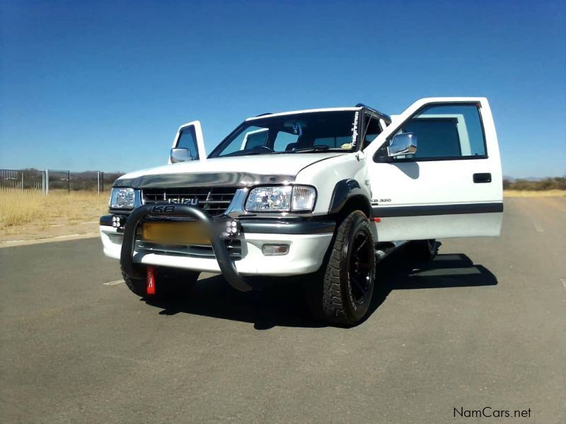 Used Isuzu KB 320 V6 | 2003 KB 320 V6 for sale | Windhoek Isuzu KB 320 ...