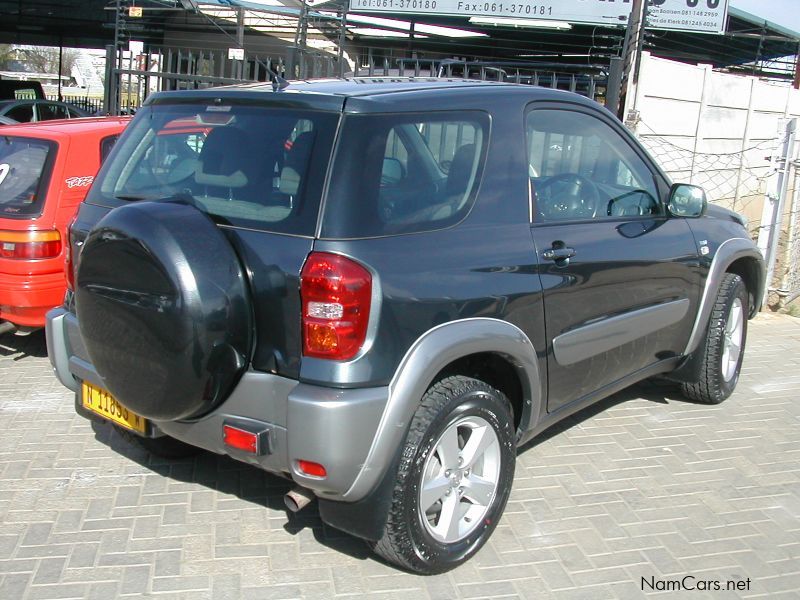 Used Toyota Rav 4 2.0 3 door | 2004 Rav 4 2.0 3 door for sale ...