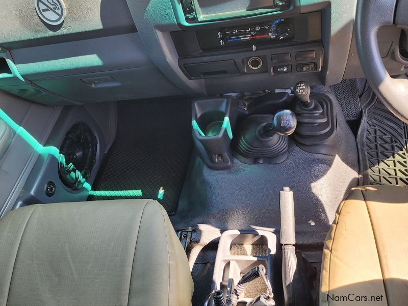 Used Toyota Land Cruiser 4.0 v6 M/T 4x4 Game Viewer 9Seater | 2013 Land ...