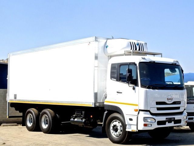 New UD 330 w / MT450 Transfrig Refigerator Unit | 2013 330 w / MT450 ...