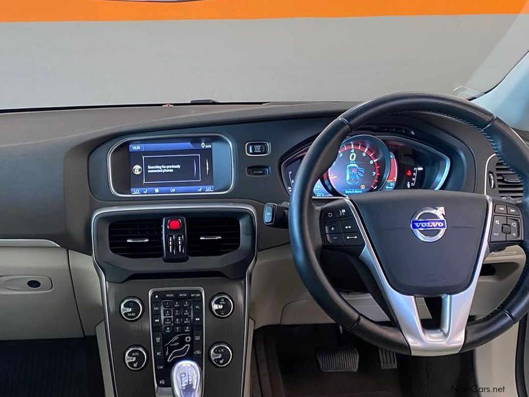 Used Volvo V40 T4 | 2013 V40 T4 for sale | Swakopmund Volvo V40 T4 sales | Volvo V40 T4 Price N ...