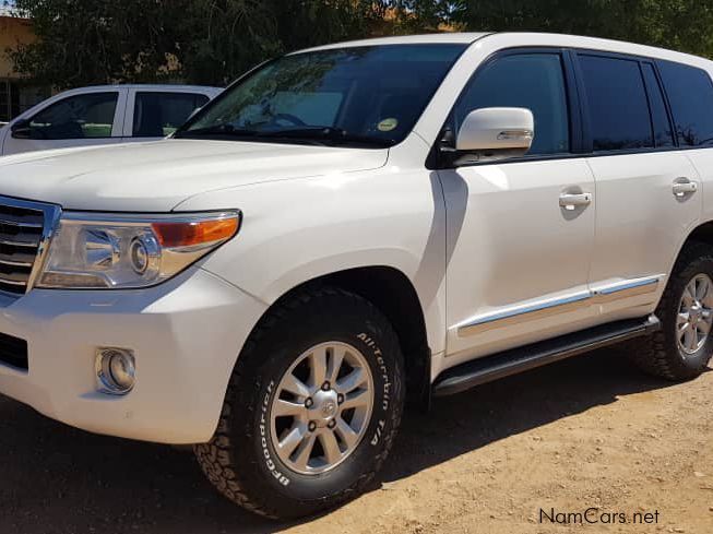 Used Toyota LandCruiser 200 VX 4.5 v8 Diesel | 2014 LandCruiser 200 VX 4.5 v8 Diesel for sale ...
