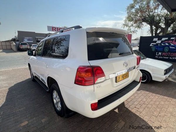 Used Toyota Landcruiser 200 VX 4.5D V8 | 2014 Landcruiser 200 VX 4.5D V8 for sale | Windhoek ...