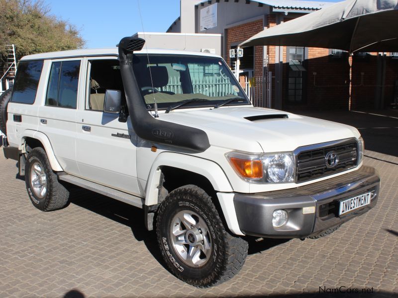 Used Toyota 76 Series Land Cruiser V8 Diesel | 2015 76 Series Land ...
