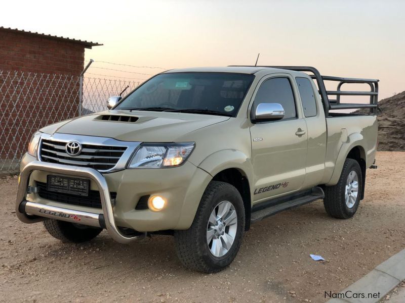 Used Toyota Hilux Legend 45 4x2 | 2015 Hilux Legend 45 4x2 for sale ...