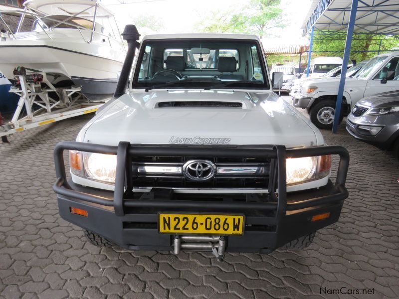 Used Toyota LANDCRUISER 4.5 V8 DIESEL | 2015 LANDCRUISER 4.5 V8 DIESEL ...
