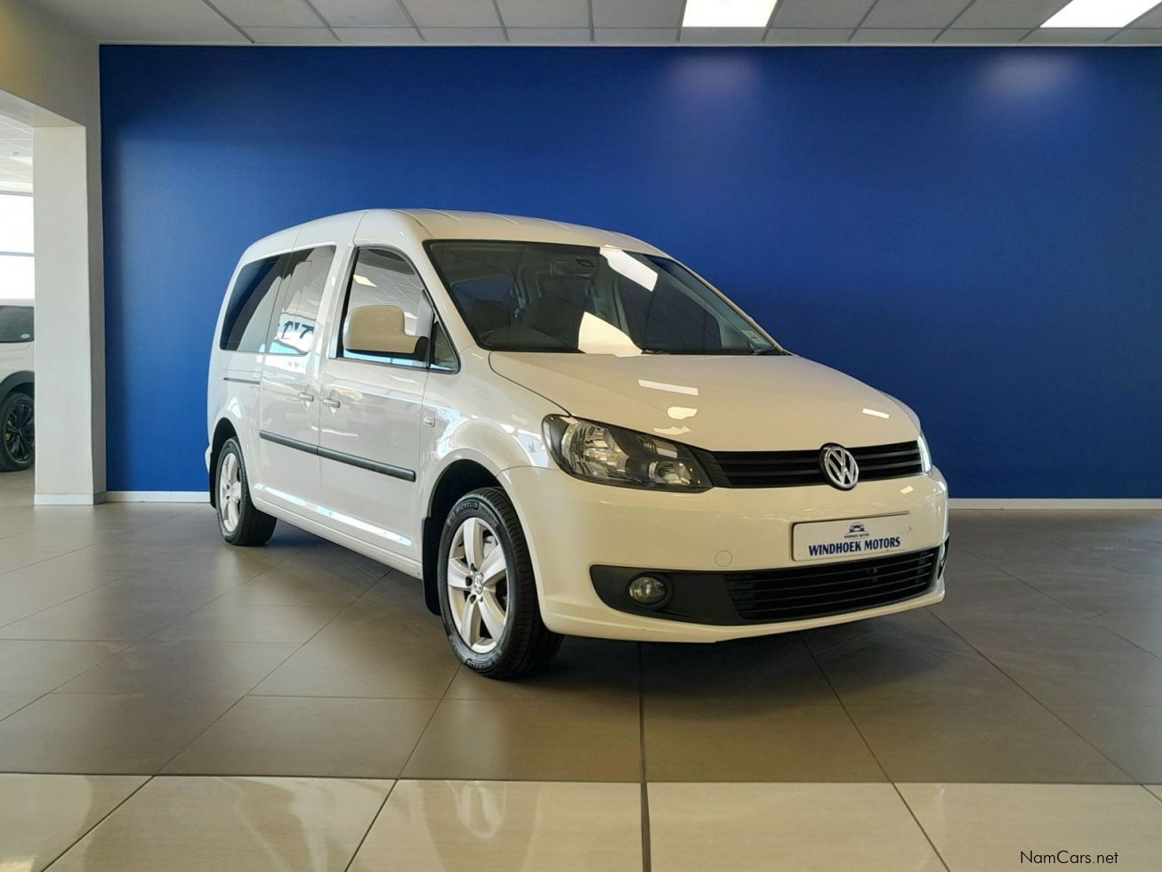 Used Volkswagen Caddy Maxi 2.0TDI Trend DSG | 2015 Caddy Maxi 2.0TDI ...