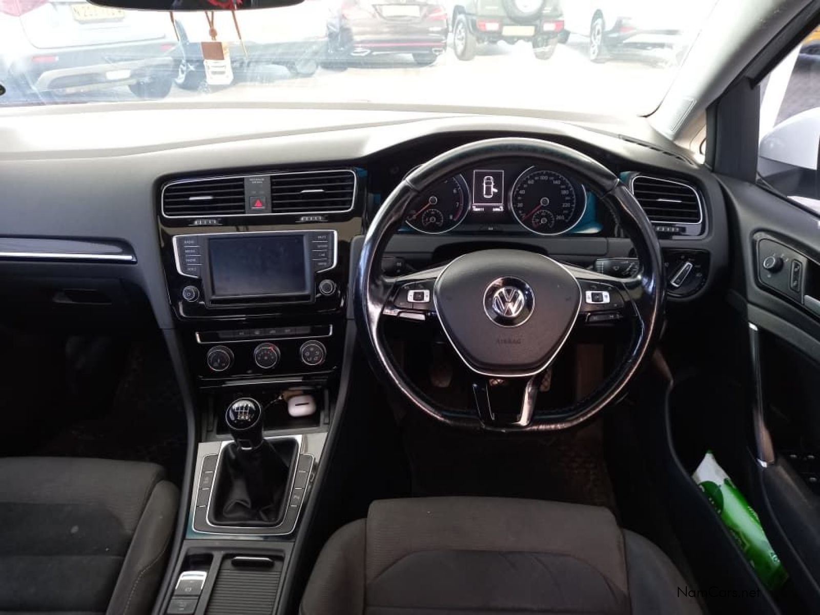 Used Volkswagen Golf VII TSI Highline | 2017 Golf VII TSI Highline for ...