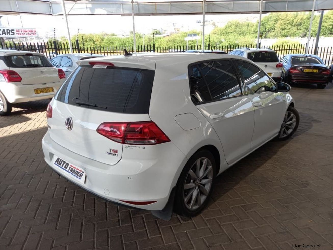 Used Volkswagen Golf VII TSI Highline | 2017 Golf VII TSI Highline for ...