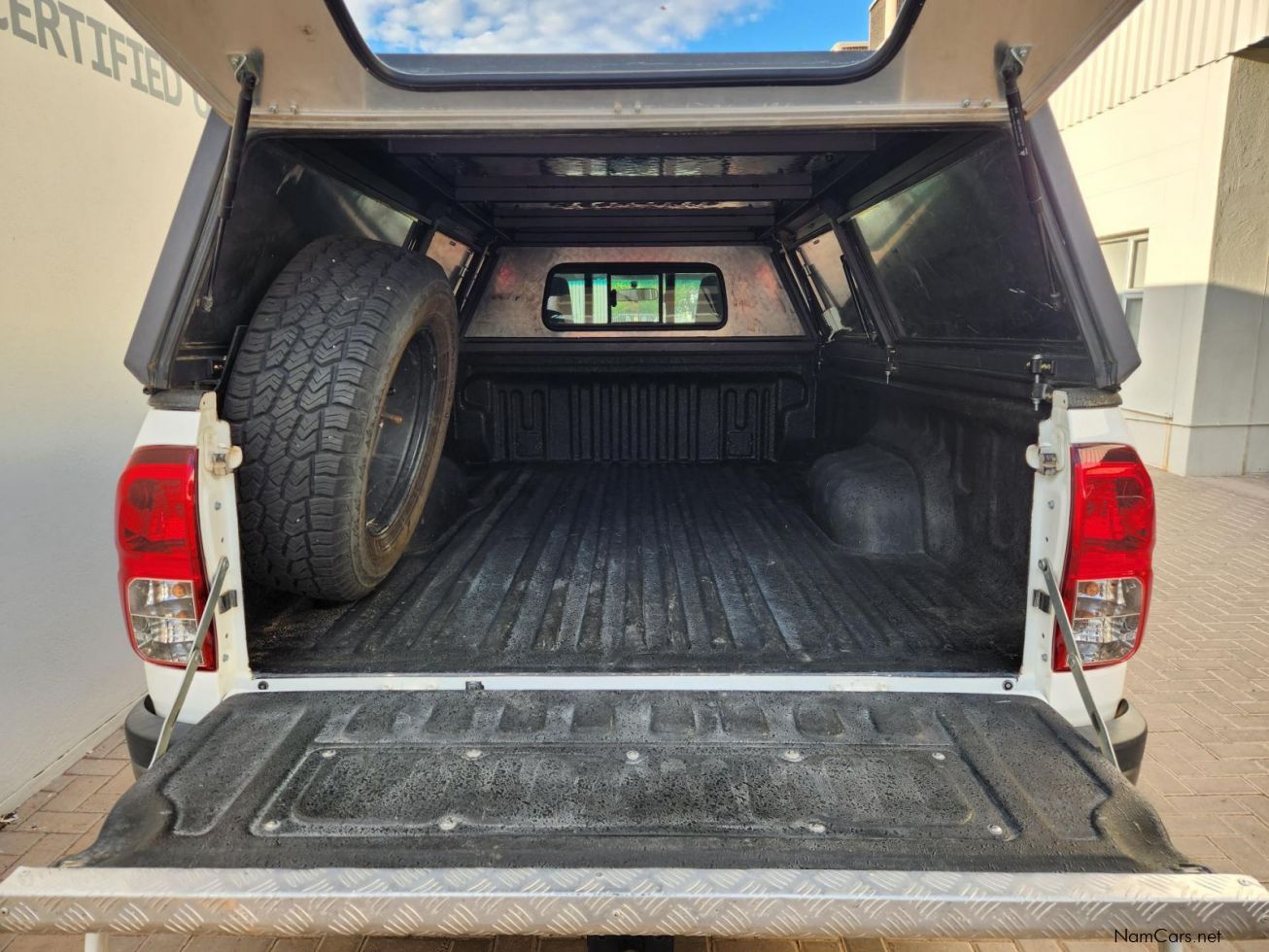 Used Toyota Hilux SC 2.4GD6 4x2 SRX MT | 2019 Hilux SC 2.4GD6 4x2 SRX ...