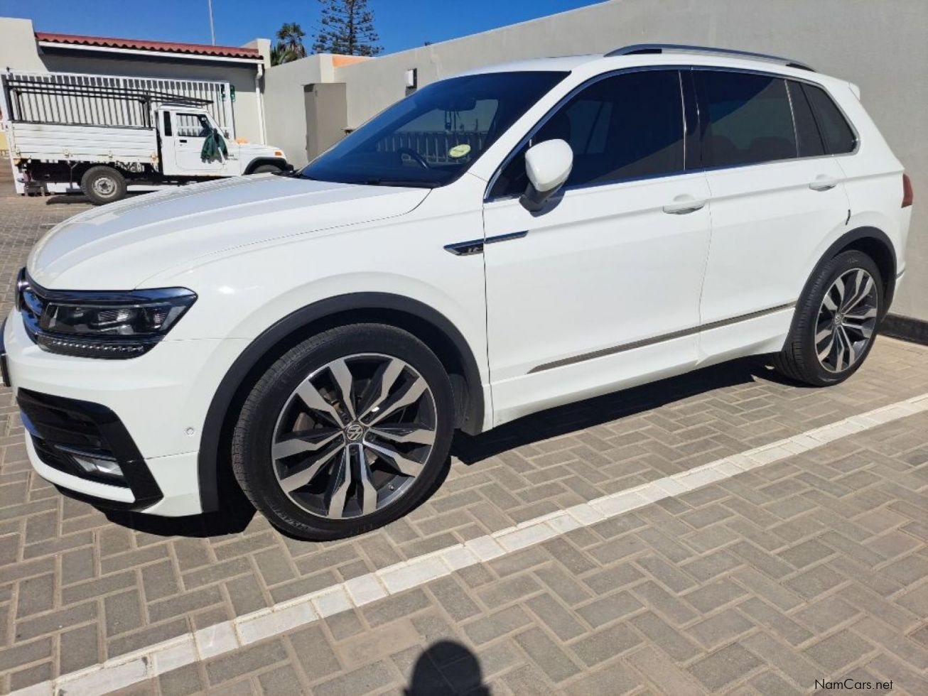 Used Volkswagen TIGUAN 2.0TSI HIGHLINE 4 MOTION DSG R LINE | 2019 ...