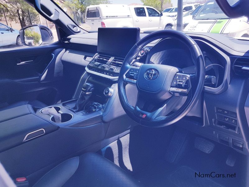 Used Toyota Land Cruiser GR 300 V6 3.3L Diesel | 2021 Land Cruiser GR ...