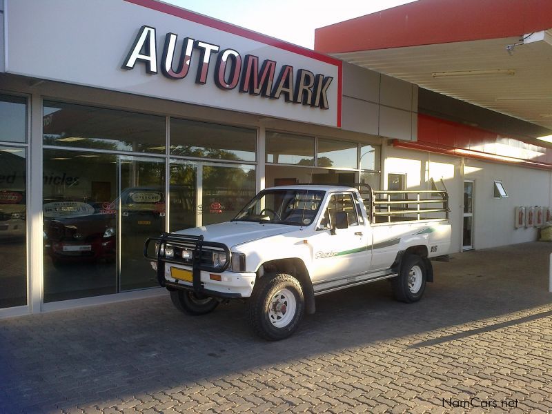 Used Toyota Hilux 22R | 1997 Hilux 22R for sale | Mariental Toyota ...