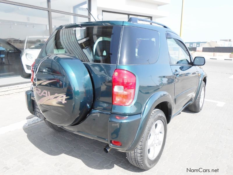 Used Toyota RAV 4 2.0 3dr 4x4 | 2001 RAV 4 2.0 3dr 4x4 for sale ...