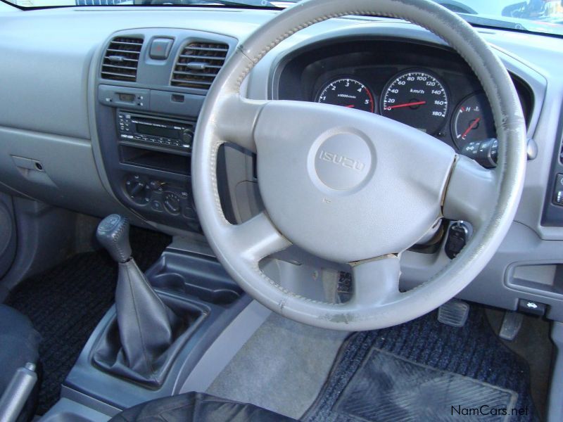 Used Isuzu KB 300 LX | 2004 KB 300 LX for sale | Windhoek Isuzu KB 300 ...