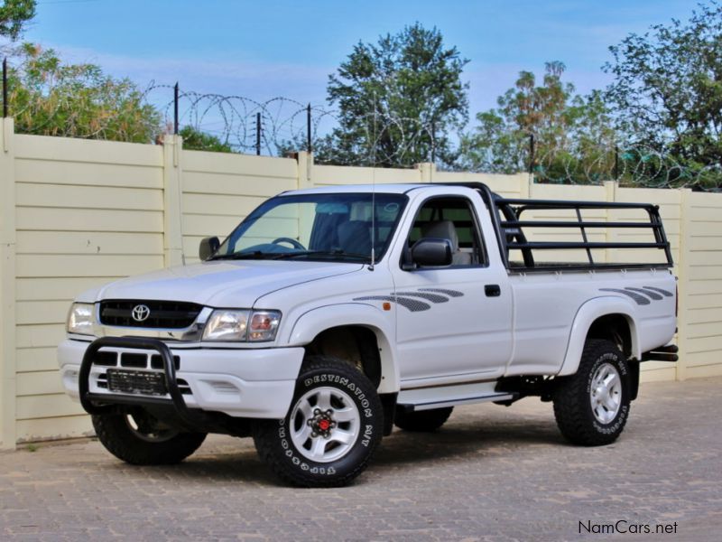 Used Toyota Hilux | 2004 Hilux for sale | Windhoek Toyota Hilux sales ...
