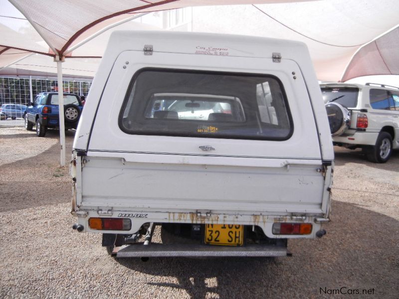 Used Toyota Hilux Dropside 3.0 D4D | 2004 Hilux Dropside 3.0 D4D for ...