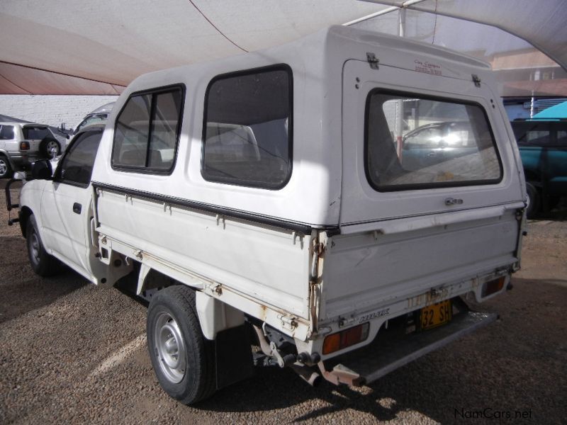 Used Toyota Hilux Dropside 3.0 D4D | 2004 Hilux Dropside 3.0 D4D for ...