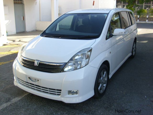 Used Toyota Isus | 2006 Isus for sale | Windhoek Toyota Isus sales ...