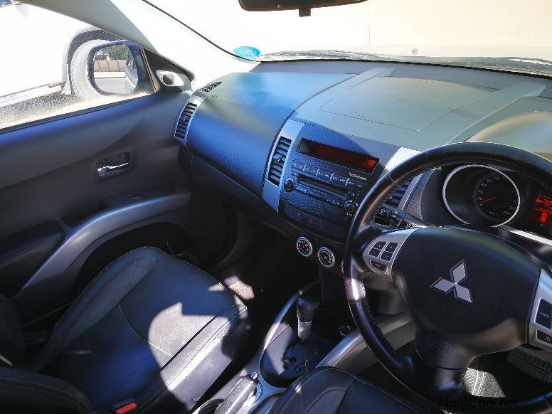 Used Mitsubishi Outlander GS45X | 2009 Outlander GS45X for sale | Windhoek Mitsubishi Outlander ...
