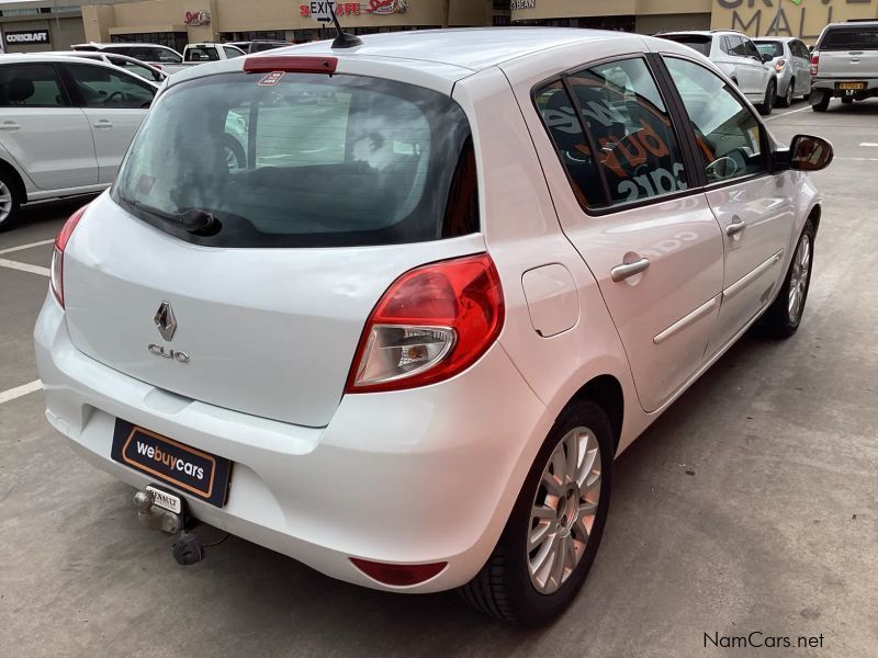 Used Renault Clio III 1.6 Dynamique 5-Door | 2010 Clio III 1.6 ...