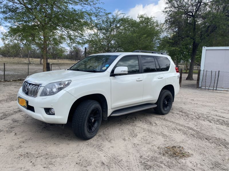 Used Toyota Land Cruiser Prado 150 4.0 V6 | 2010 Land Cruiser Prado 150 ...