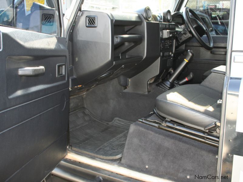 Used Land Rover Defender Puma SW 90 2.2 diesel 4x4 | 2012 Defender Puma ...