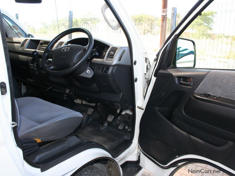 Used Toyota Quantum 2.7 14 seater manual | 2012 Quantum 2.7 14 seater ...