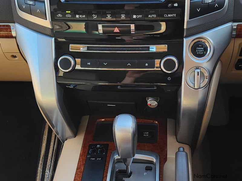 Used Toyota Land Cruiser VX 200 4.5D V8 A/T 4x4 7seater | 2013 Land ...
