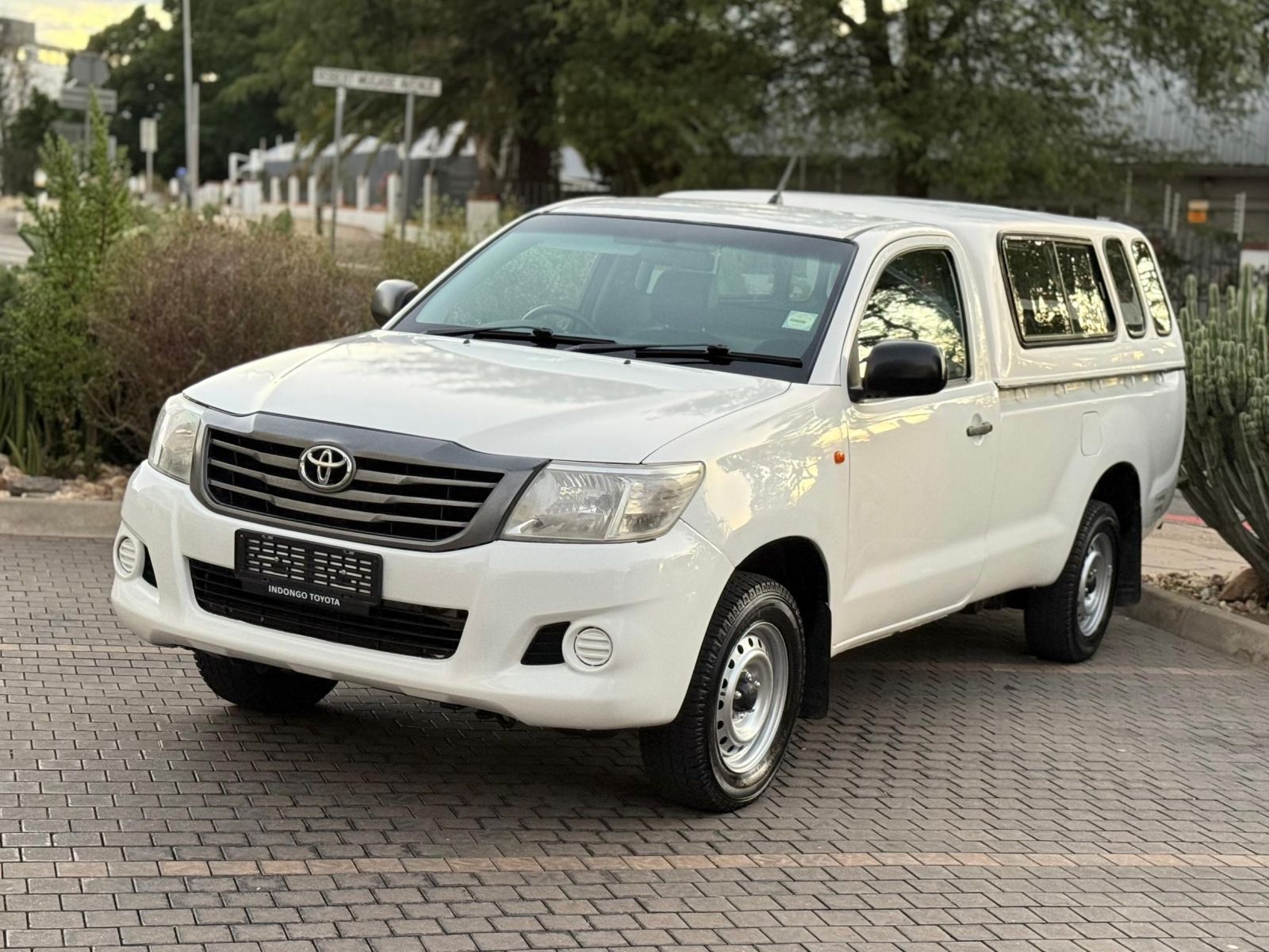 Used Toyota Hilux VVTI 2.0 | 2014 Hilux VVTI 2.0 for sale | Windhoek ...