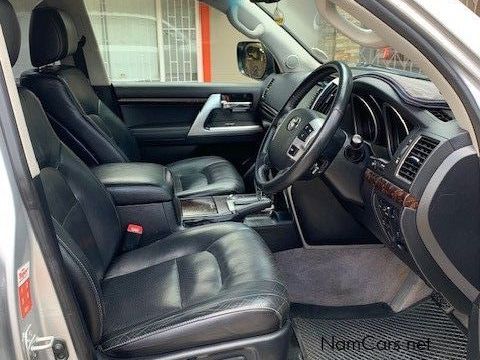 Used Toyota Land Cruiser 200 VX 4.5 V8 Diesel | 2014 Land Cruiser 200 VX 4.5 V8 Diesel for sale ...