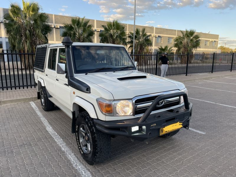 Used Toyota Land Cruiser LX V8 | 2014 Land Cruiser LX V8 for sale ...