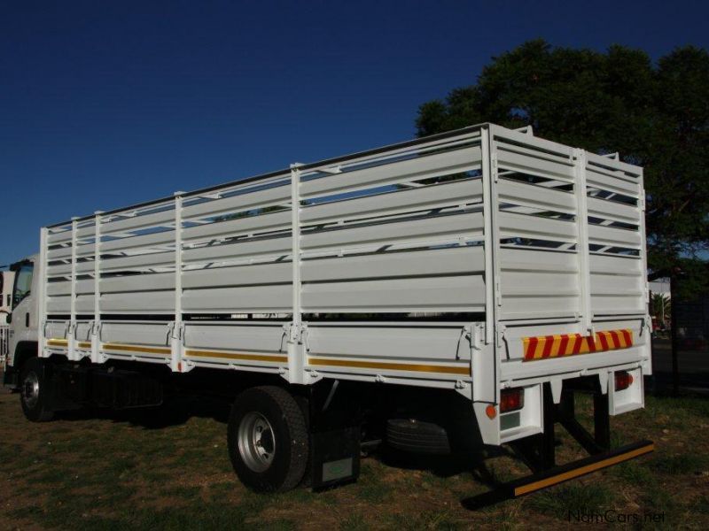 New Isuzu FTR850 LWB Cattle Rails 7.8m | 2015 FTR850 LWB Cattle Rails 7 ...