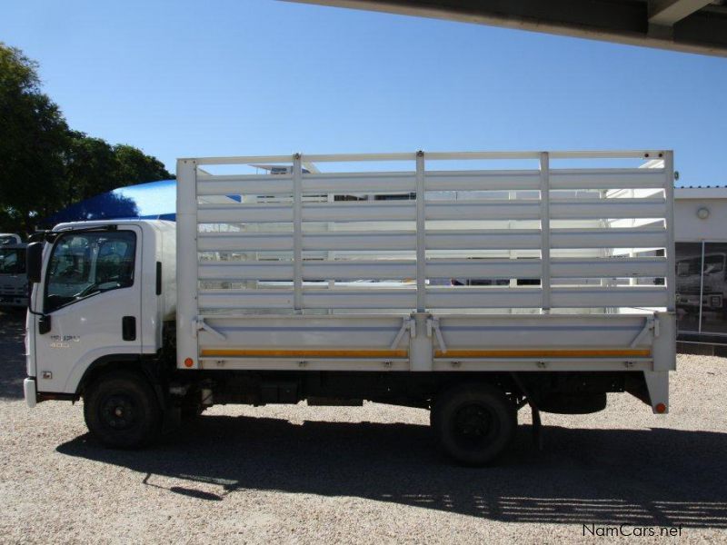 Used Isuzu NPR400 SWB CATTLE RAIL | 2015 NPR400 SWB CATTLE RAIL for ...