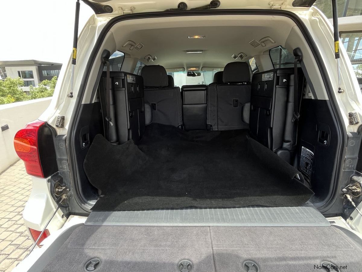 Used Toyota Land Cruiser VX 200 | 2015 Land Cruiser VX 200 for sale ...