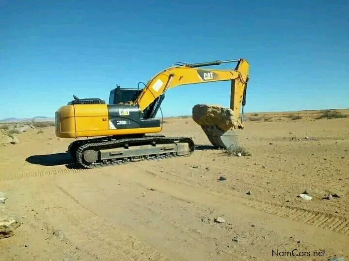 Used CMC 320D | 2016 320D for sale | Windhoek CMC 320D sales | CMC 320D Price N$ 1,350,000 ...