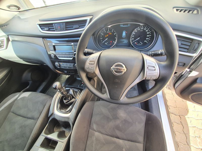 Used Nissan X-Trail | 2016 X-Trail for sale | Windhoek Nissan X-Trail ...