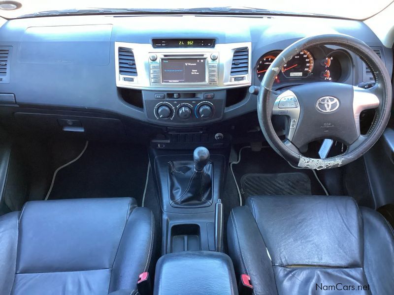 Used Toyota Hilux 2.5 D-4d Legend 45 R/B D/C P/U | 2016 Hilux 2.5 D-4d ...