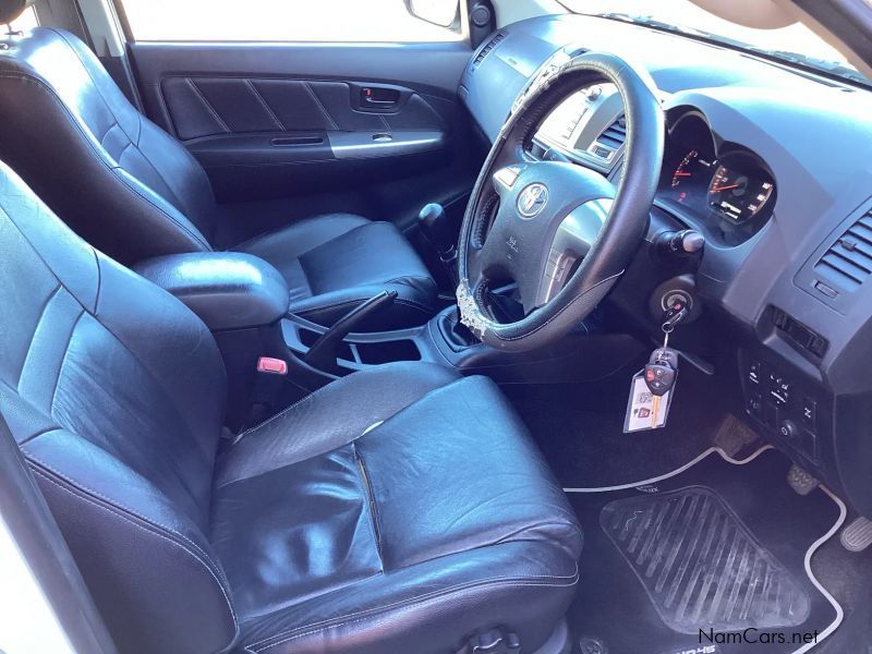 Used Toyota Hilux 2.5 D-4d Legend 45 R/B D/C P/U | 2016 Hilux 2.5 D-4d ...