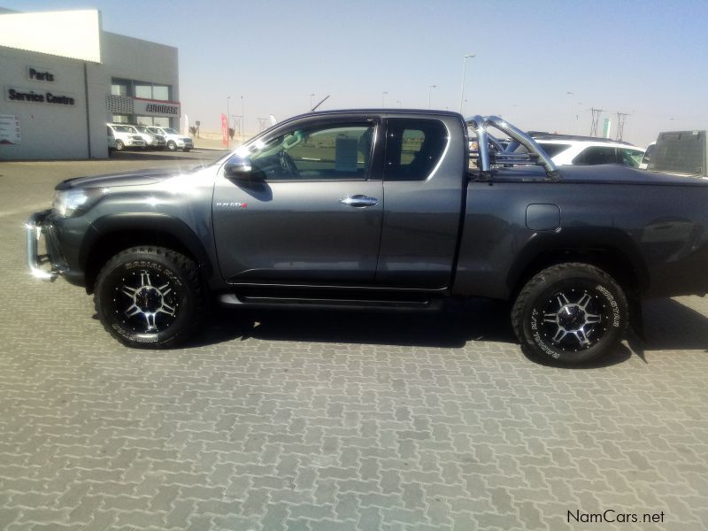 Used Toyota Hilux 2.8 GD6 Xtra Cab 4x4 Raider | 2016 Hilux 2.8 GD6 Xtra ...
