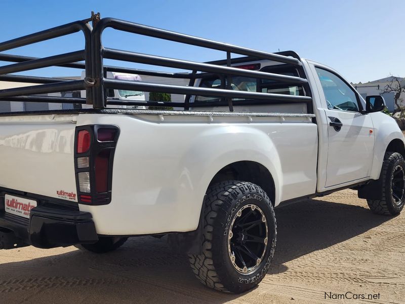 Used Isuzu KB240 LX M/T S/C 4x4 | 2017 KB240 LX M/T S/C 4x4 for sale ...