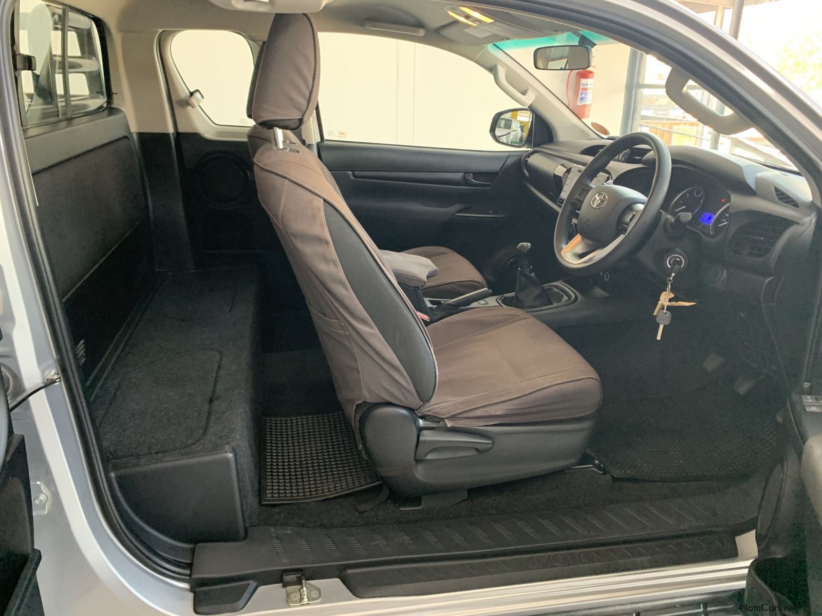 Used Toyota HILUX SRX EX/CAB 2X4 M/T | 2017 HILUX SRX EX/CAB 2X4 M/T for sale | Gobabis Toyota ...