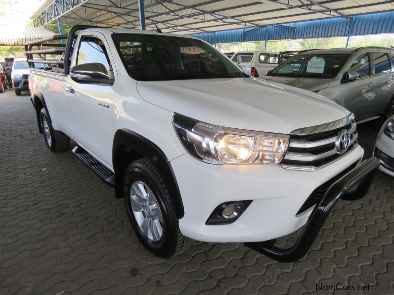 Used Toyota Hilux Raider 2.8 GD6 4X4 LWB S/CAB MAN | 2017 Hilux Raider ...