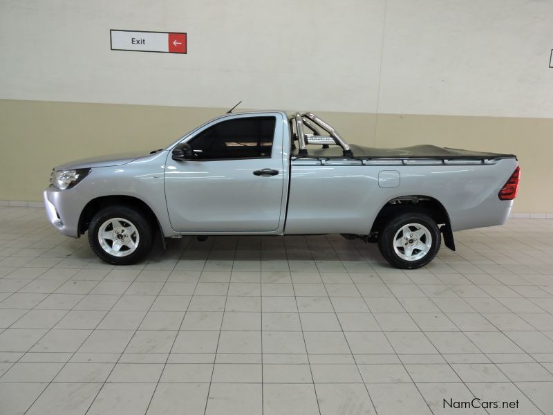 Used Toyota Hilux SC 2.0 VVT-i 5MT | 2017 Hilux SC 2.0 VVT-i 5MT for ...