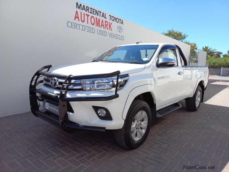 Used Toyota Hilux SC 2.8GD6 4x4 Raider MT | 2017 Hilux SC 2.8GD6 4x4 ...