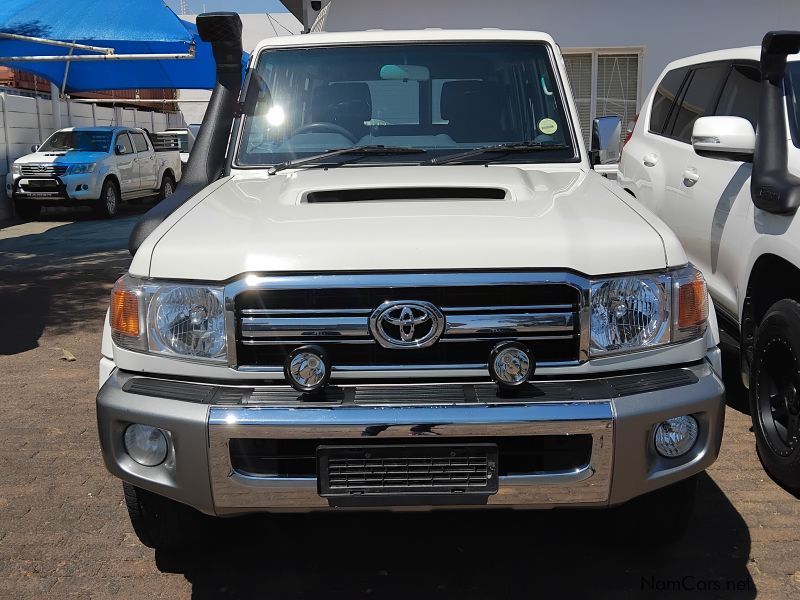 Toyota Land Cruiser 76 Series Troopy Usado | 2017 Land Cruiser 76 ...